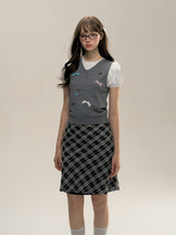 Knit V-Neck Ribbon Metal Nichi Button Vest – ARCANA ARCHIVE