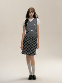 Knit V-Neck Ribbon Metal Nichi Button Vest – ARCANA ARCHIVE