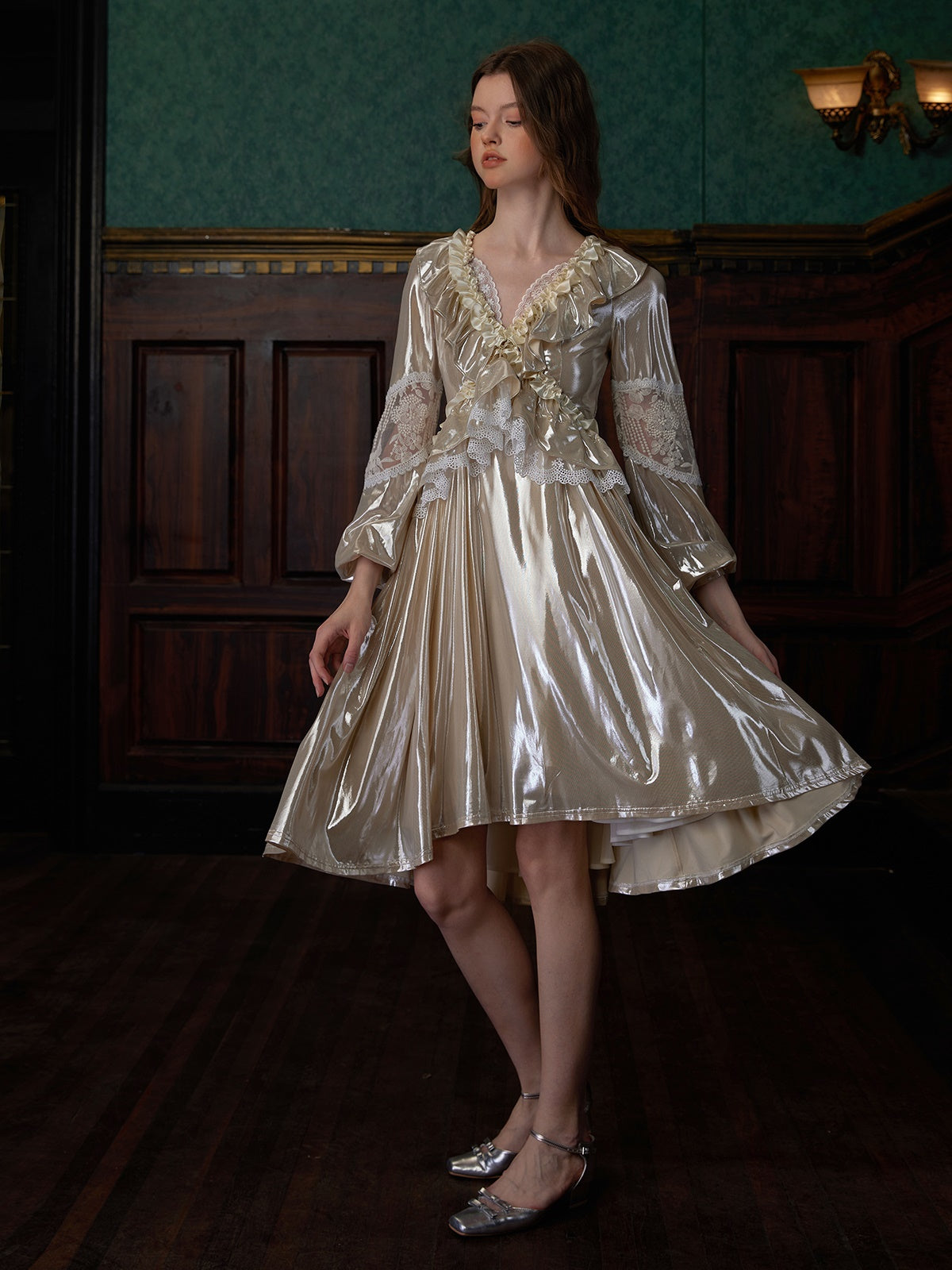 Luster Lace Stitching Frill Dress – ARCANA ARCHIVE